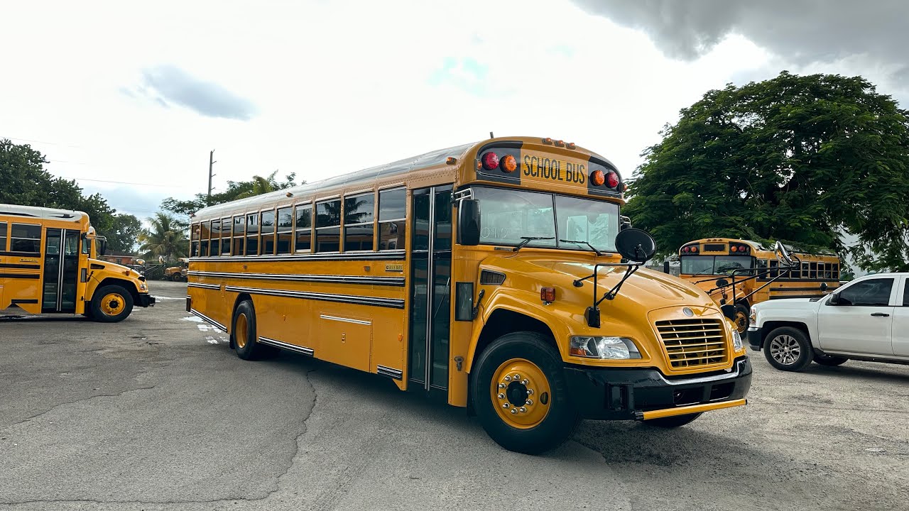 School Bus 0910 2009 Blue Bird Vision Cummins 6.7 ISB - YouTube