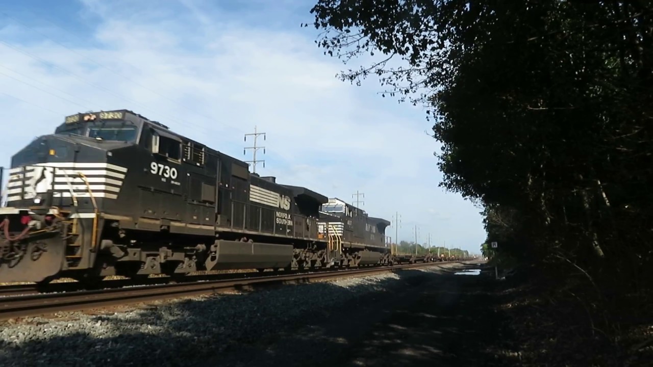 westbound NS 25M with AC44C6M NS #4007 Trailing 2nd - YouTube