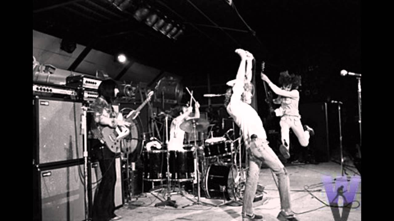 The Who - Live in Los Angeles, December 9, 1971 - YouTube