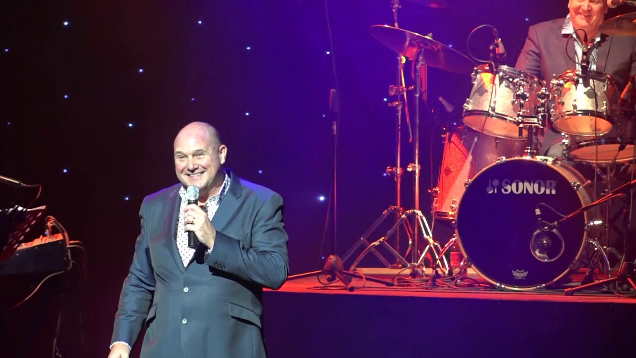 Cardiff New Theatre 13th Jan 2017 The Mike Doyle Show - YouTube