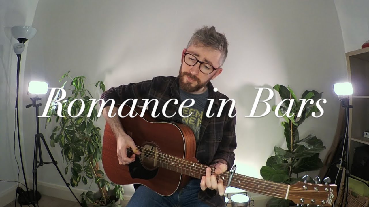 Romance in Bars - Lizzie Russo (acoustic cover) - YouTube