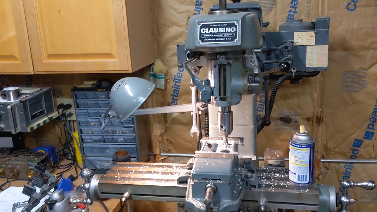 Clausing 8520 Milling Cube Satellite - YouTube