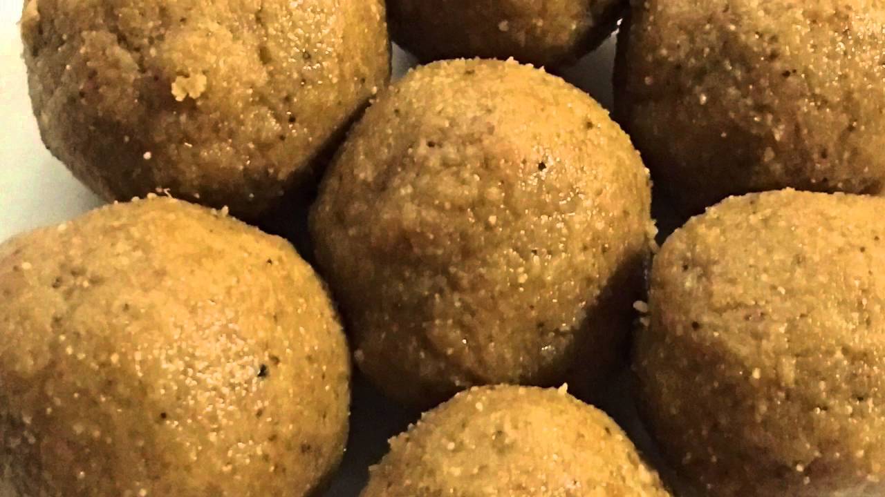 Moong dal Ladoo | Pasi Paruppu Laddu | Nei Urundai - YouTube