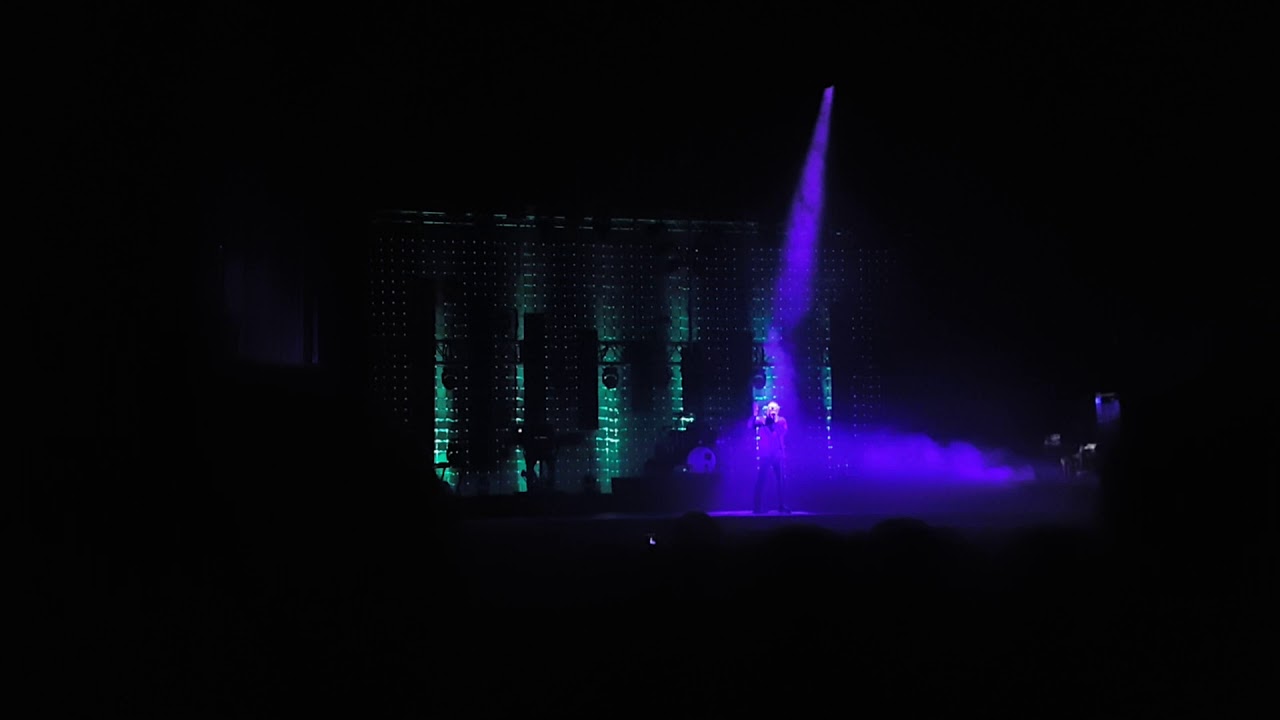 Intro / Stanlow OMD live at the Liverpool Empire 04/11/19 - YouTube