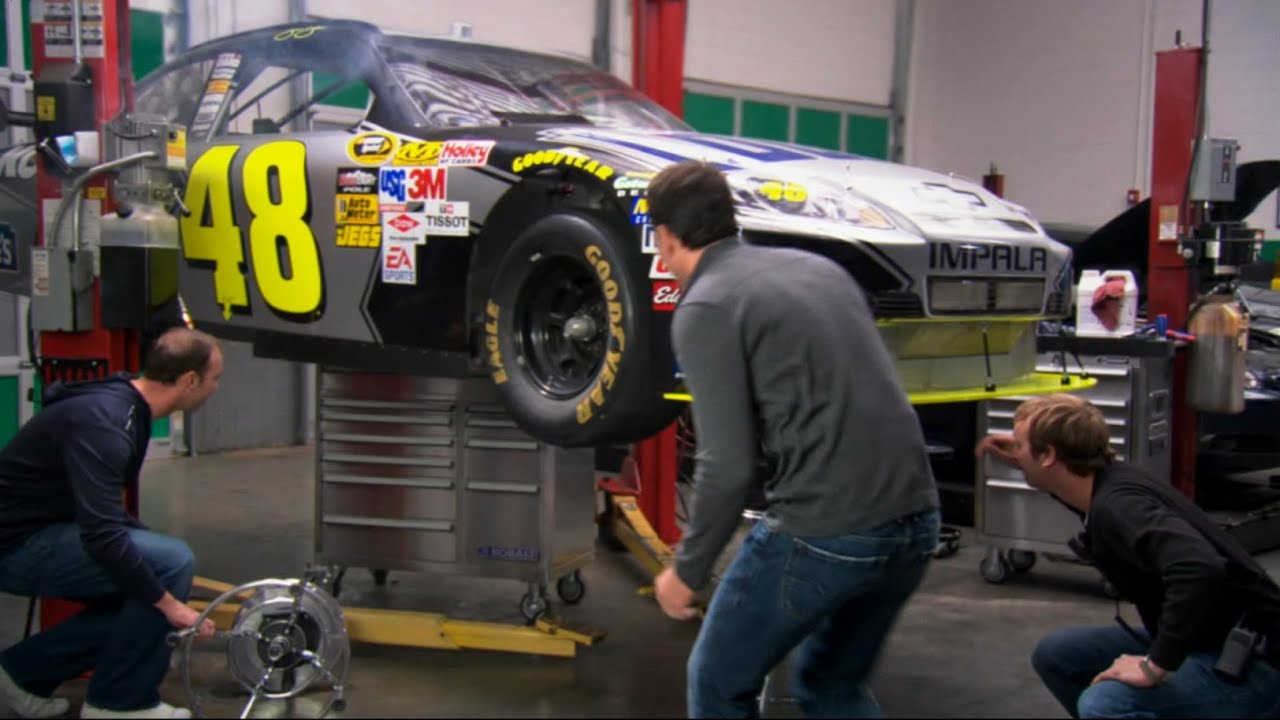 Jimmie Johnson's #48 Car Falls Off Lift! - YouTube