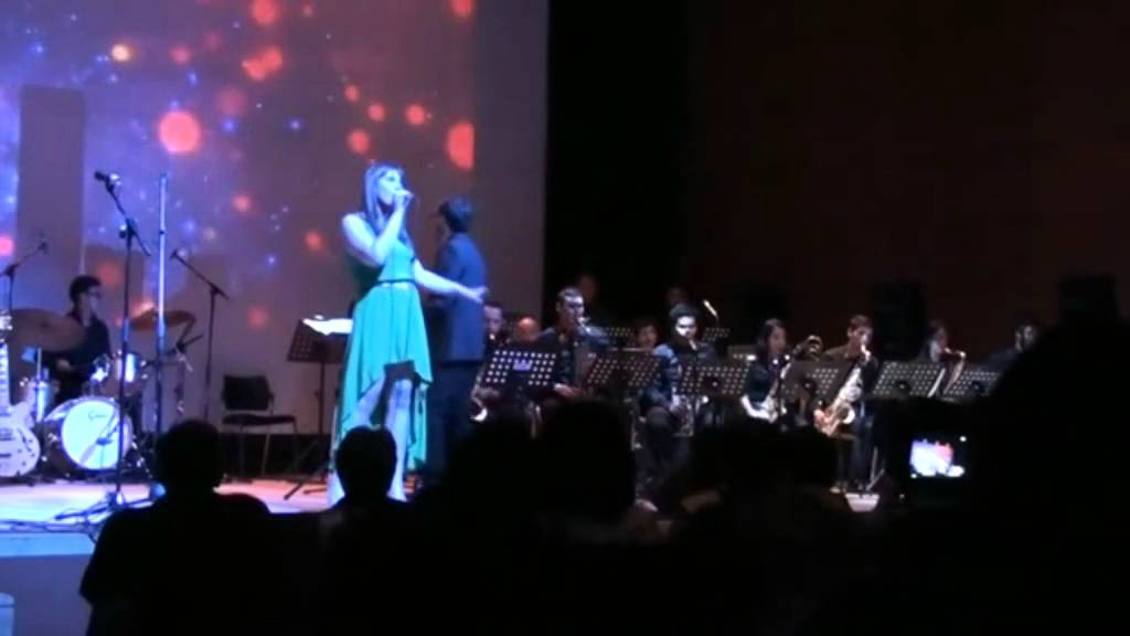 Laura Alzate con la Big Band Junevil Bogota 2014 - YouTube
