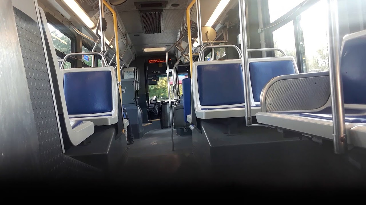 Stm 22-398 2002 novabus lfs 2nd gen - YouTube