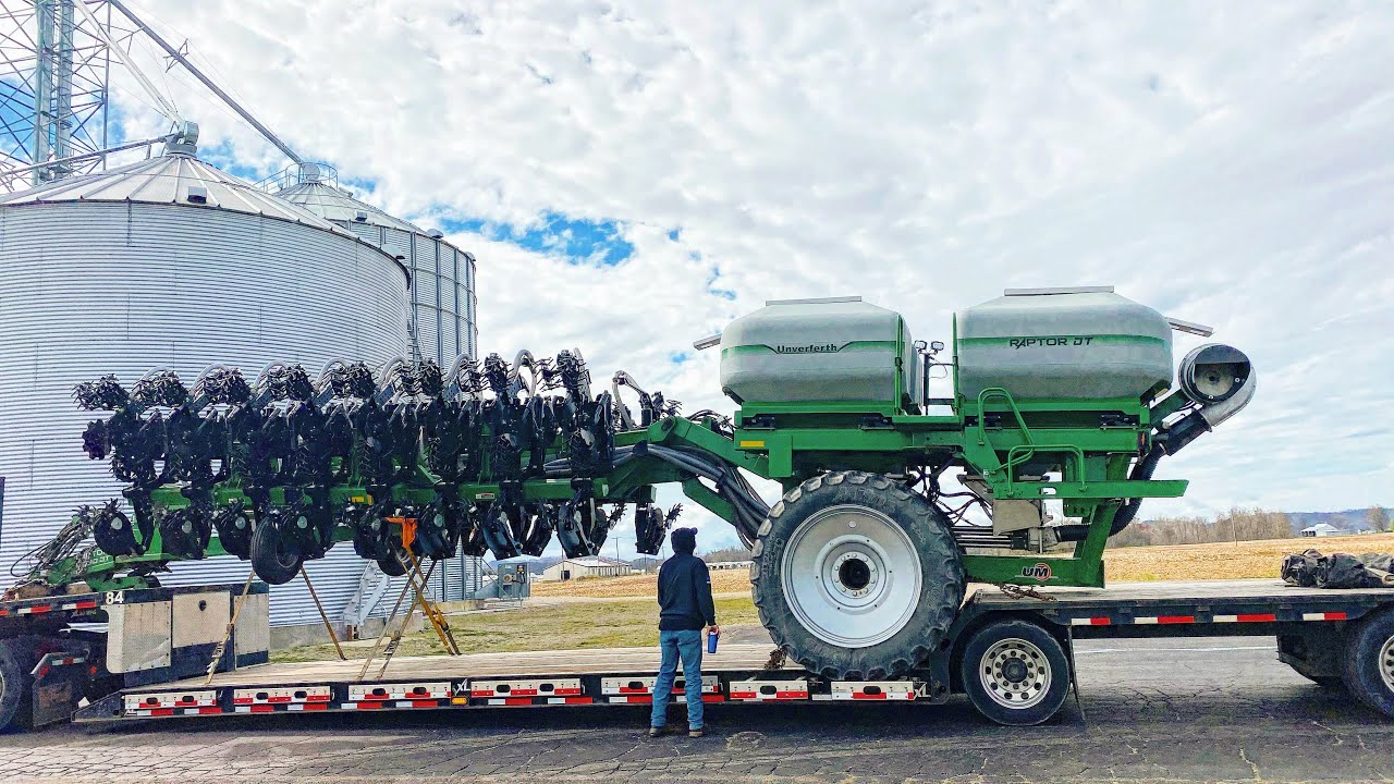 The New Strip-Till bar has arrived! 16 row Unverferth Raptor - YouTube