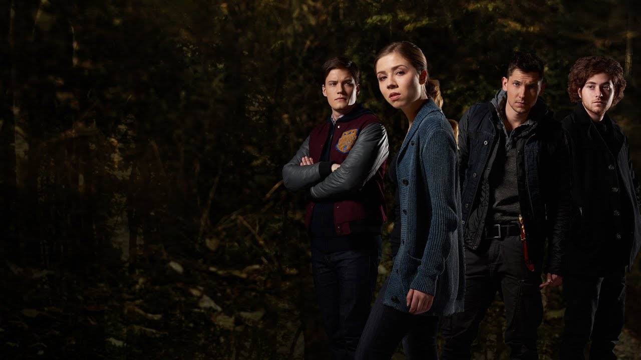 BETWEEN Resumen de la Temporada 1 NETFLIX - YouTube