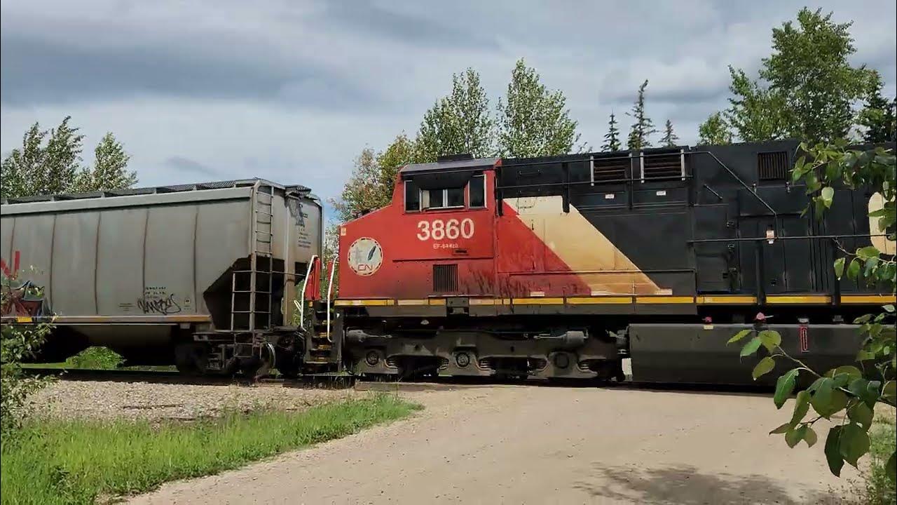 FIREFIGHTING CARS! CN 3033 Leads a Southbound A459 w/ @JackTheRailfan (7/8/2025) - YouTube