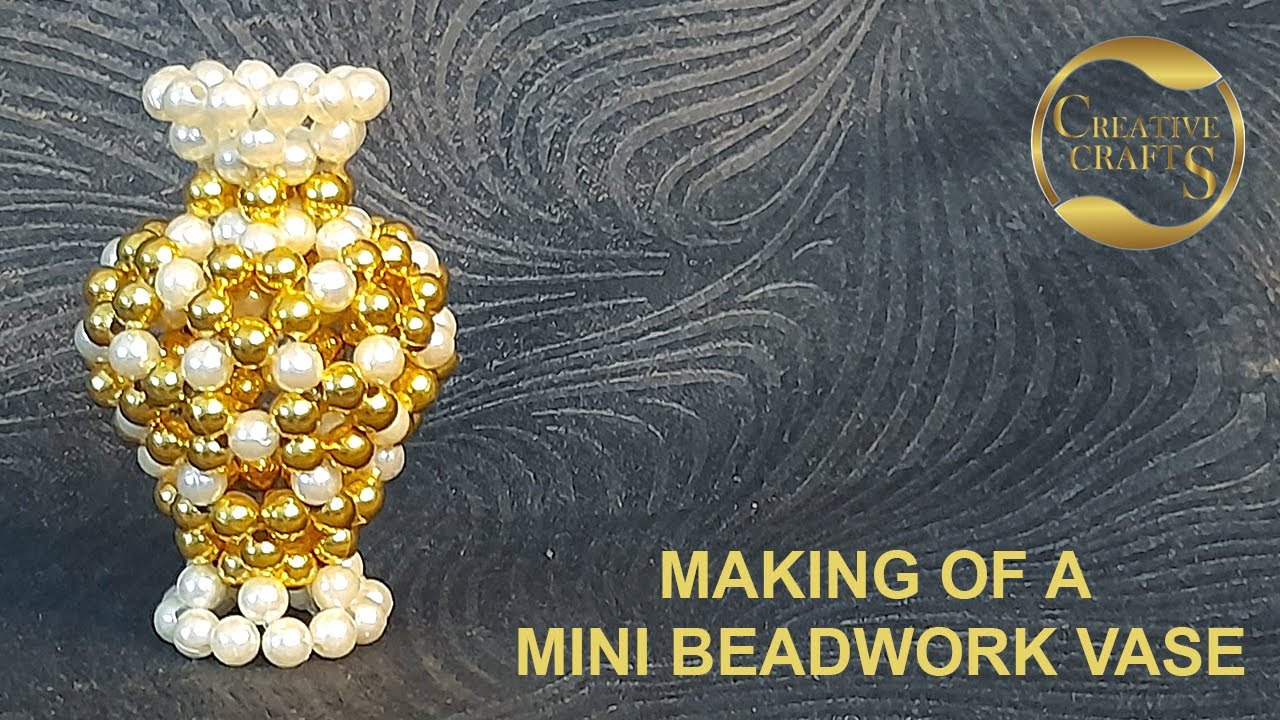 HOW TO MAKE A BEADWORK VASE WITH WHITE AND GOLDEN BEADS - YouTube