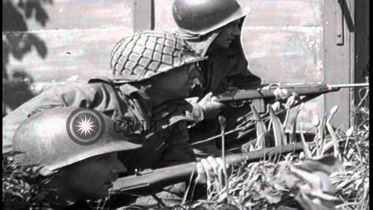 US 20th Armored Division advances cautiously near the Dachau ...