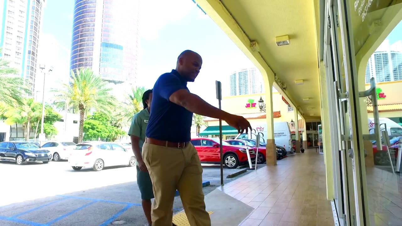 Miami Realtor Alex Vaughn Helps First Time Homebuyers - YouTube