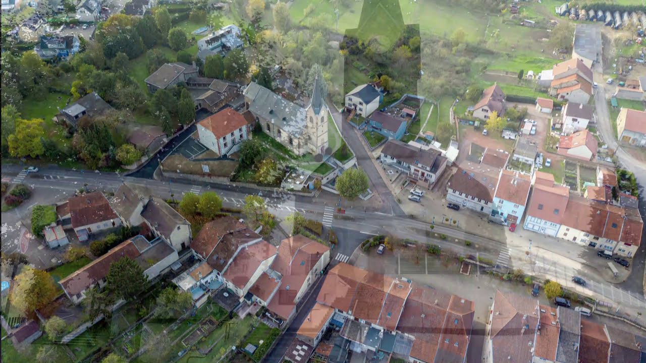 Vidéo Aérienne de la Belle Ville de Valmont - YouTube