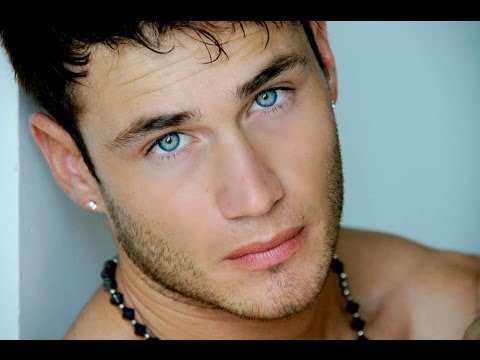 DARIEN THELLER BY GUILLE NOVAIRA - YouTube