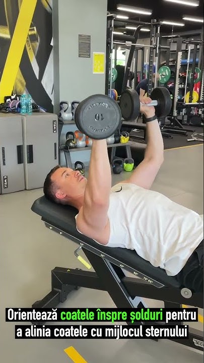 Împins cu gantere pentru piept sternal (piept) - YouTube