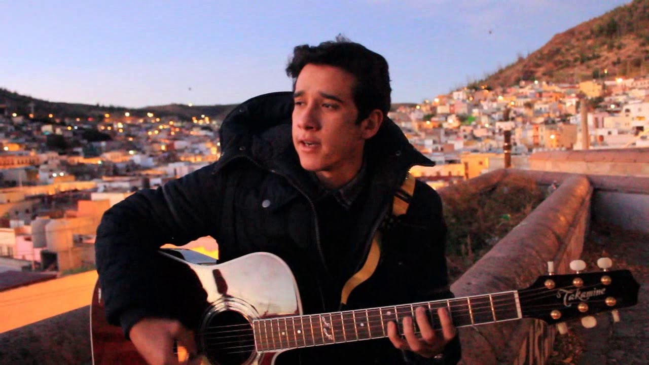 La Media Vuelta Cover Alex Trejo - YouTube