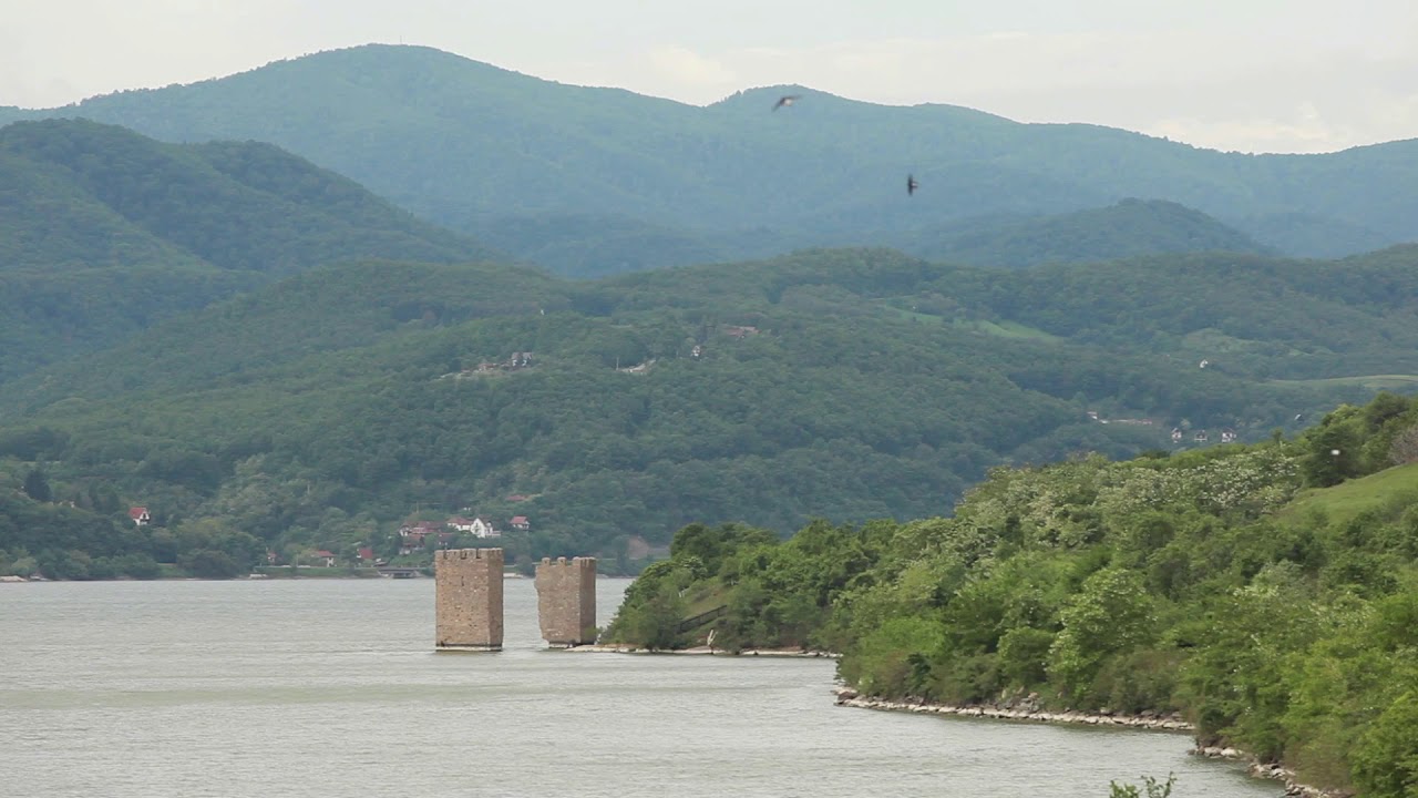 3. Ruinele romane Tri-Kule (sec. XV) - YouTube