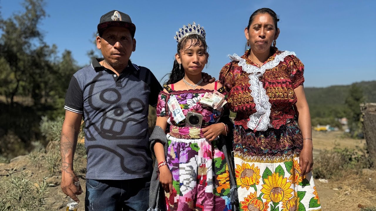 XV AÑOS (Capacuaro Michoacán) - Victoria Rosales Gonzales. - YouTube