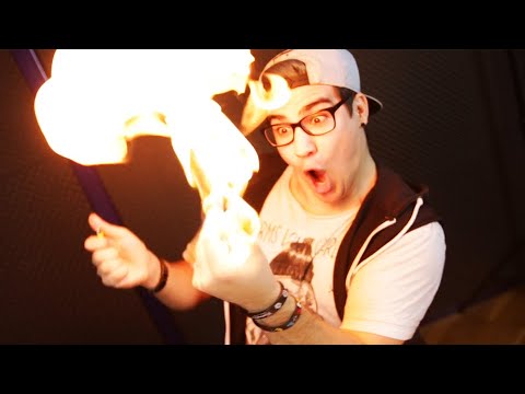 BRINCANDO COM FOGO NA MÃO (Reupload)