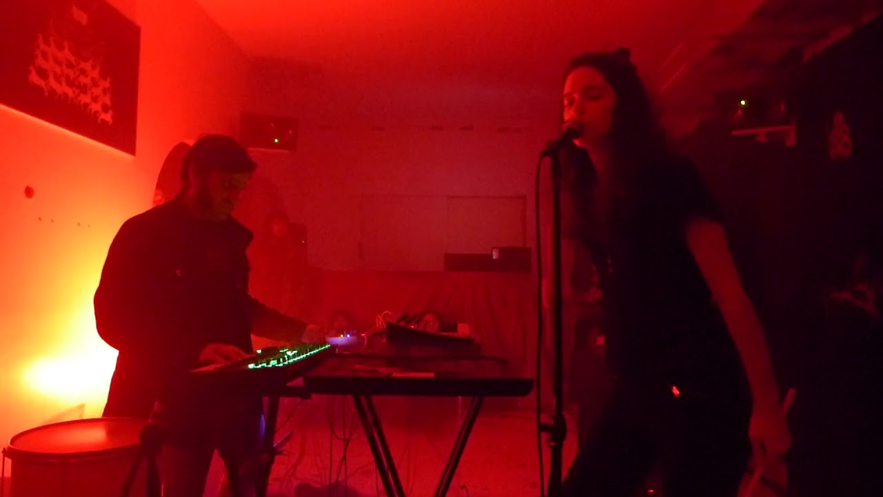 Dame Area, full set live Barcelona 15-12-2018, Magia Roja - YouTube