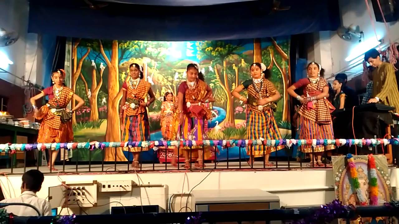 Kutrala kuravanji by HSS School students - YouTube