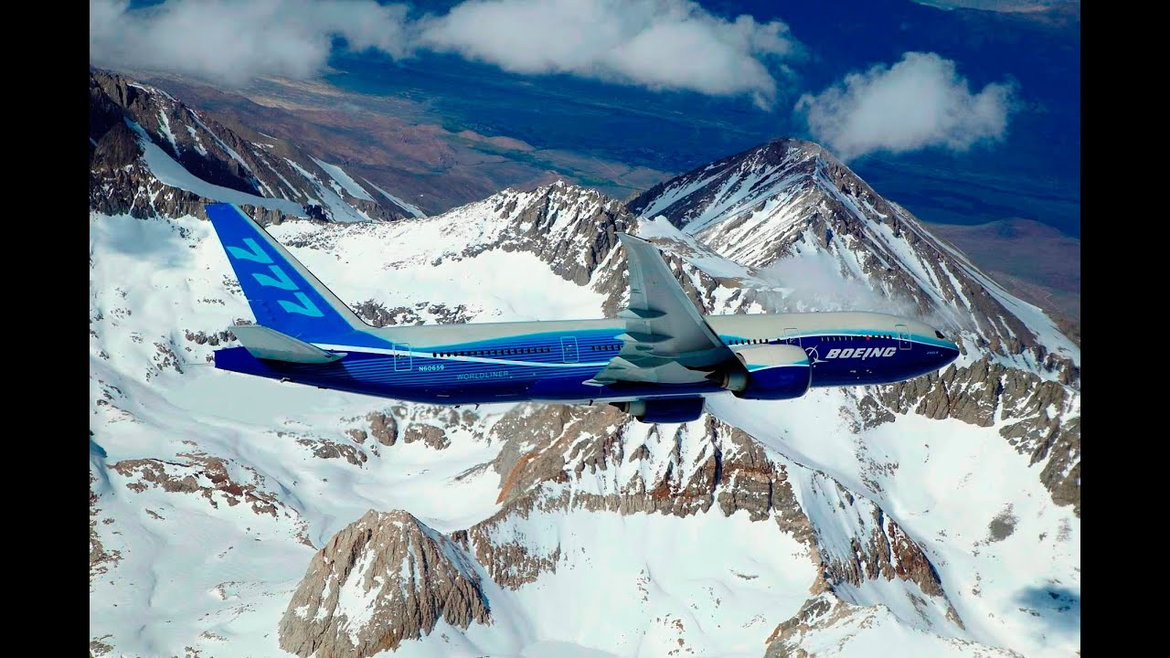 Rapid decompression over Andes moutain range Boeing 777 - YouTube