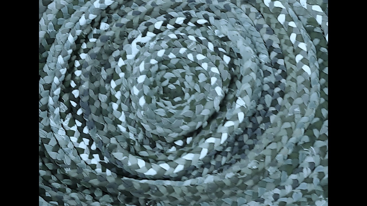Beautiful braid mat - YouTube