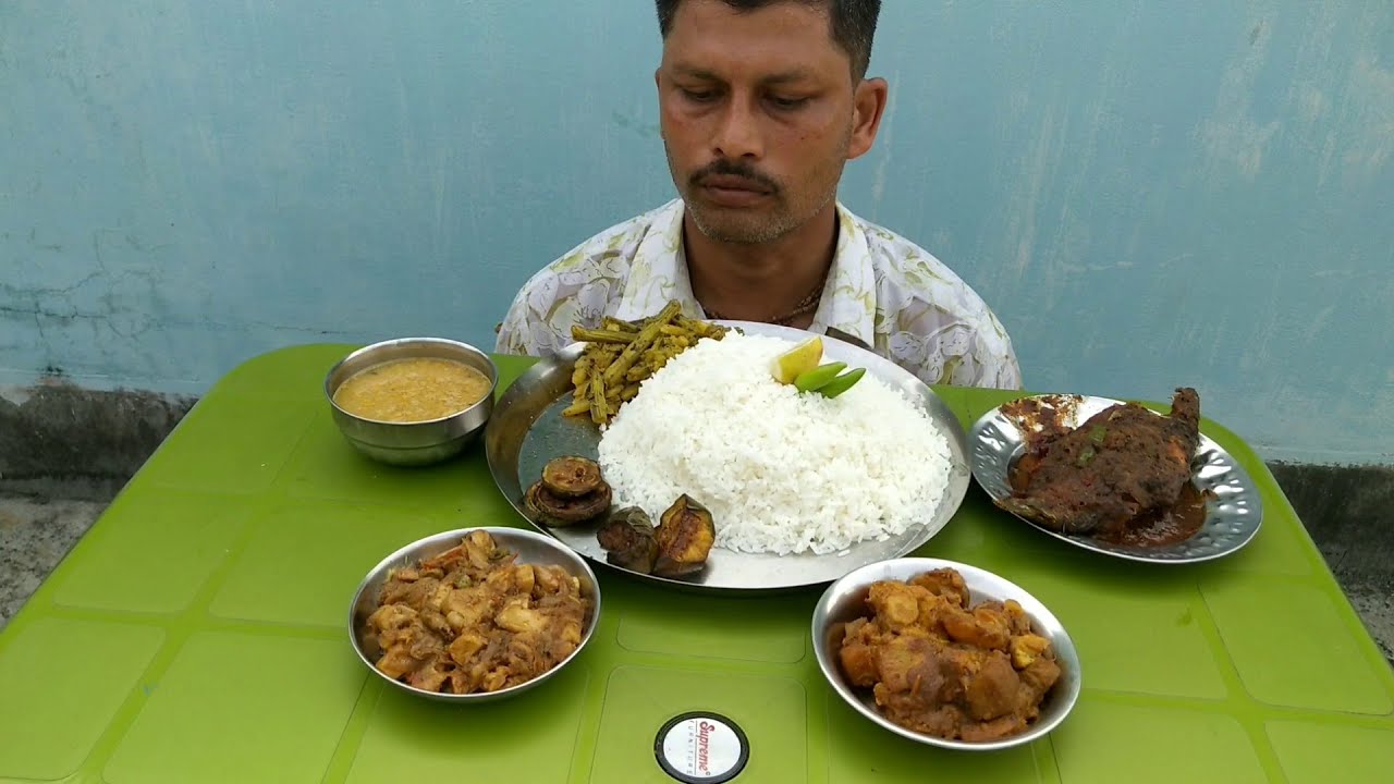 Fantastic Lunch Eating | American Rui Fish | Mushroom Sabji | Chingri ...