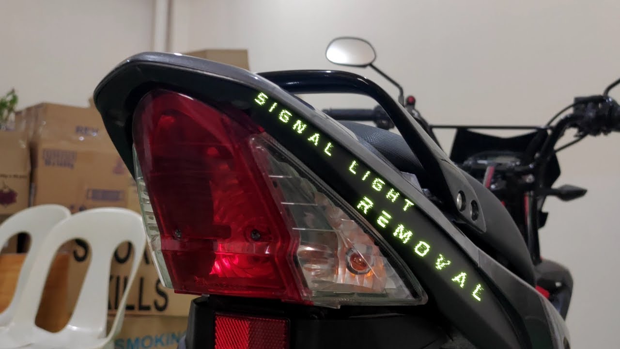 Honda XRM 125Fi Signal Light Lens & Bulb Removal - YouTube