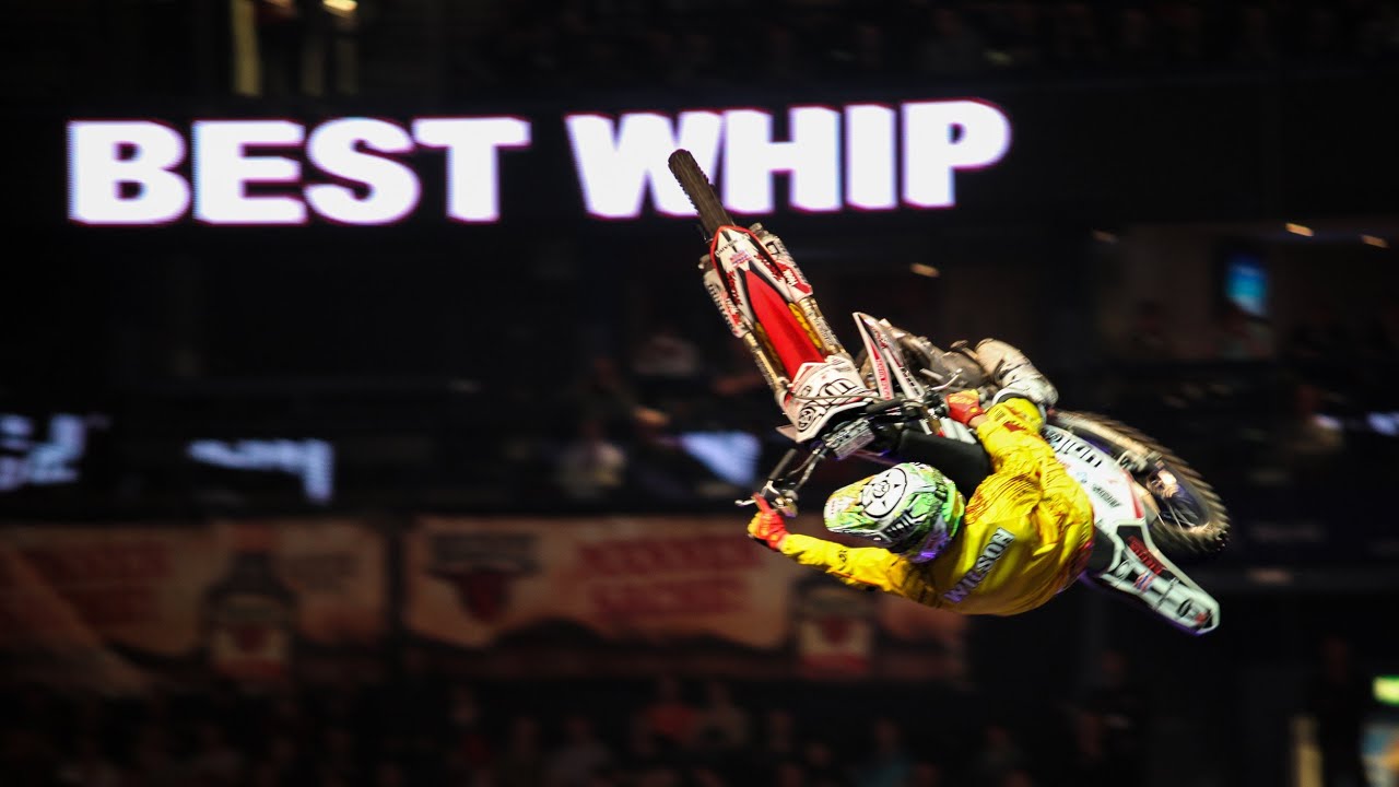 NIGHT of the JUMPs Hamburg 2013 - Brody Wilson + Streaker - YouTube