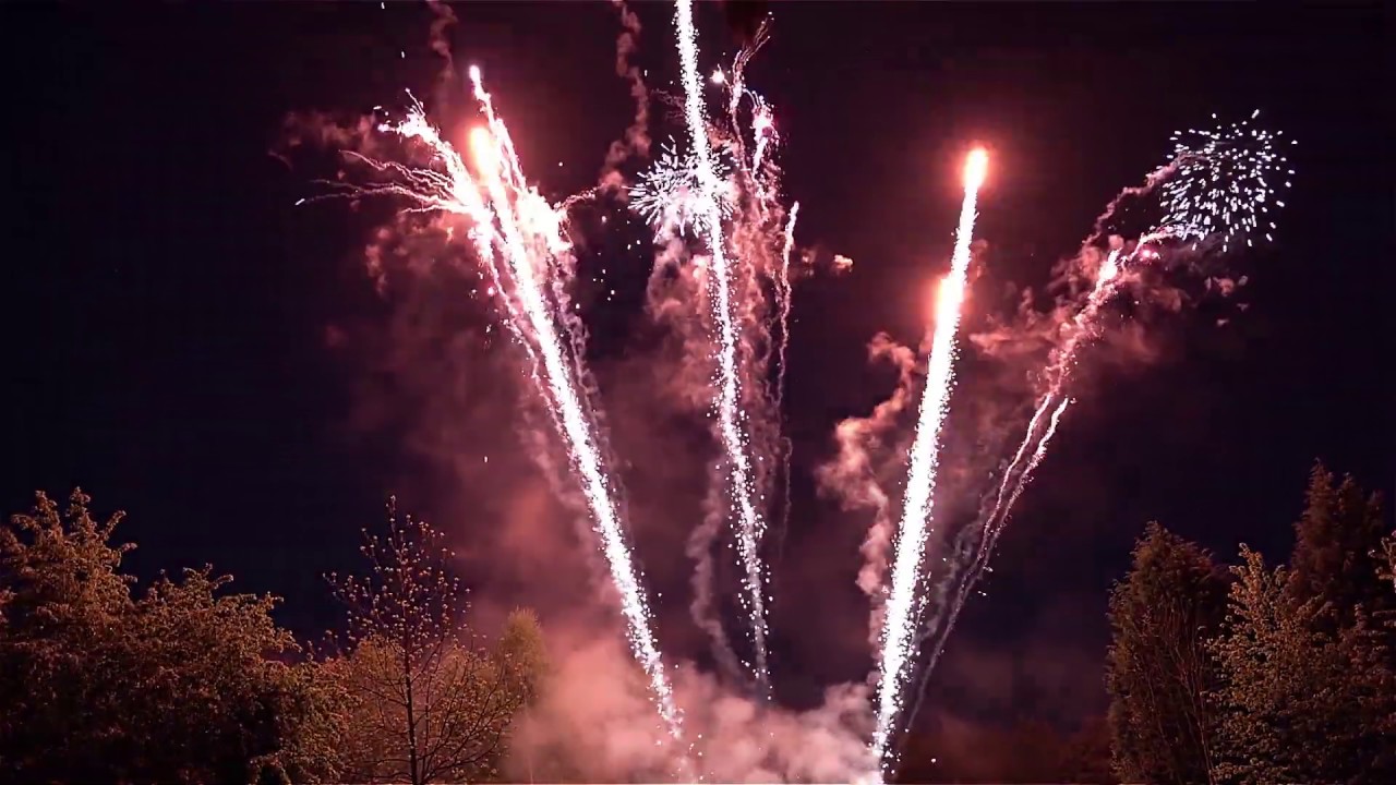 Solihull Fireworks - New Hall Hotel 11 05 2019 - YouTube