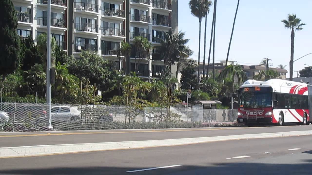 Rapid MTS Route 215 On Park Boulevard 2013 New Flyer Xcelsior BRT XN60 ...