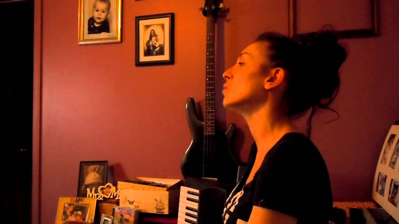 "stay" by Rhianna cover by Anna Roman - YouTube