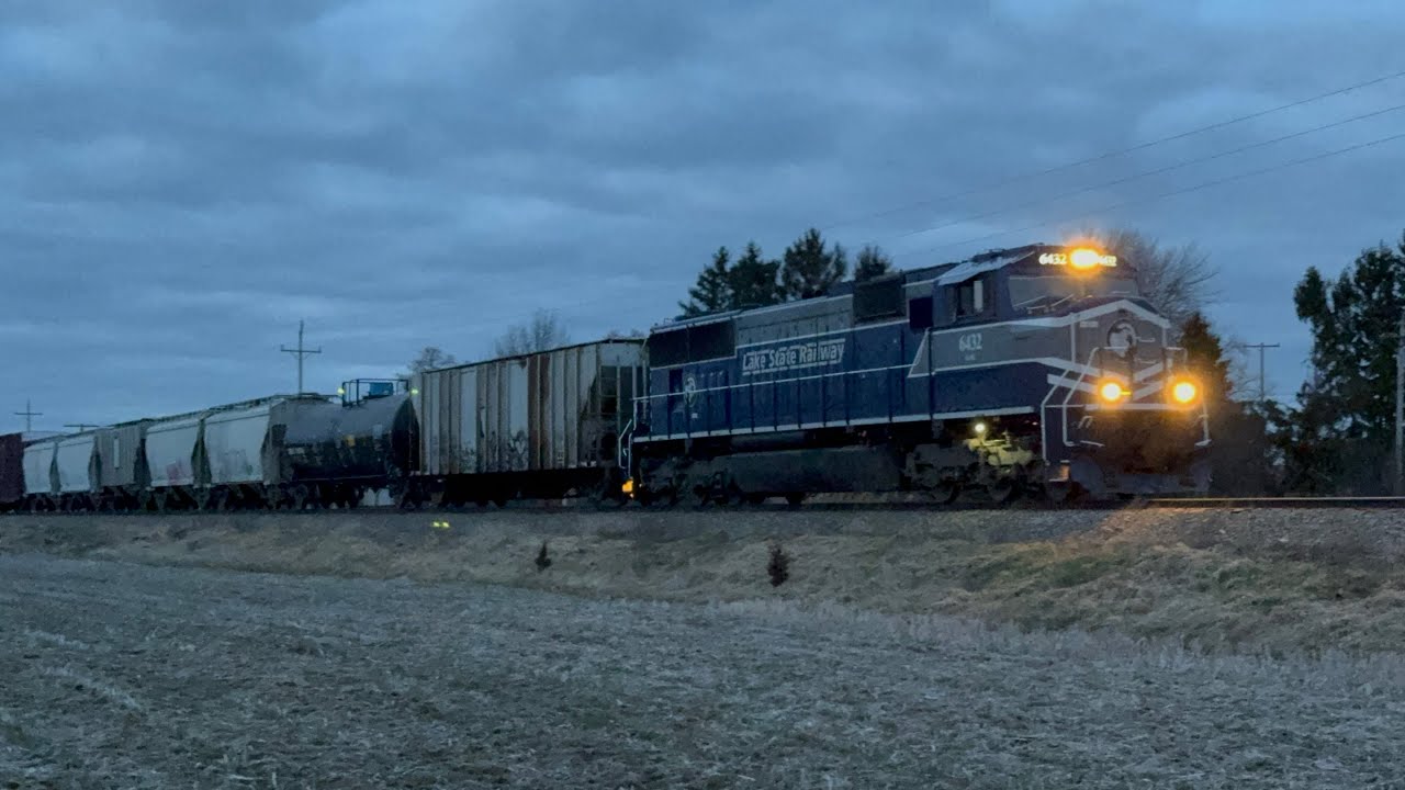 3/18/24 8:08pm LSRC 6432 southbound Willard rd Birch Run - YouTube