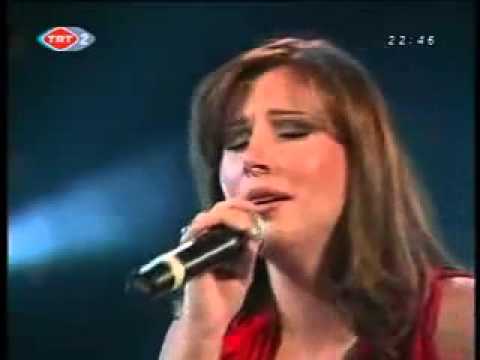 Funda Arar - Bülbülün Kanadı Sarı