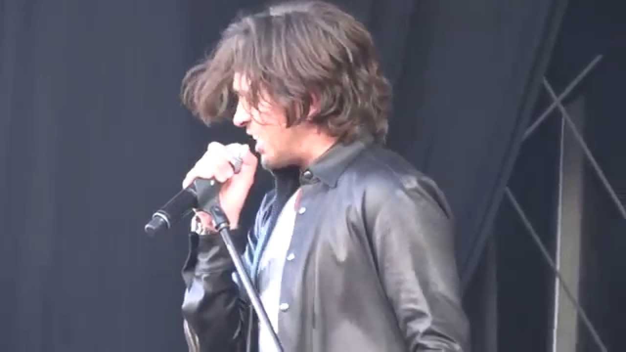 Waylon - Love in an elevator @ Vrienden van Amstel Groningen 2014 - YouTube