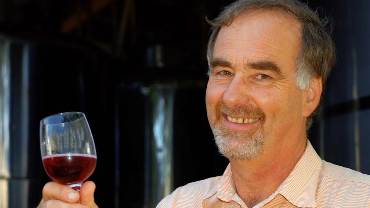 Don Buchanan: The dark art of home wine making - YouTube