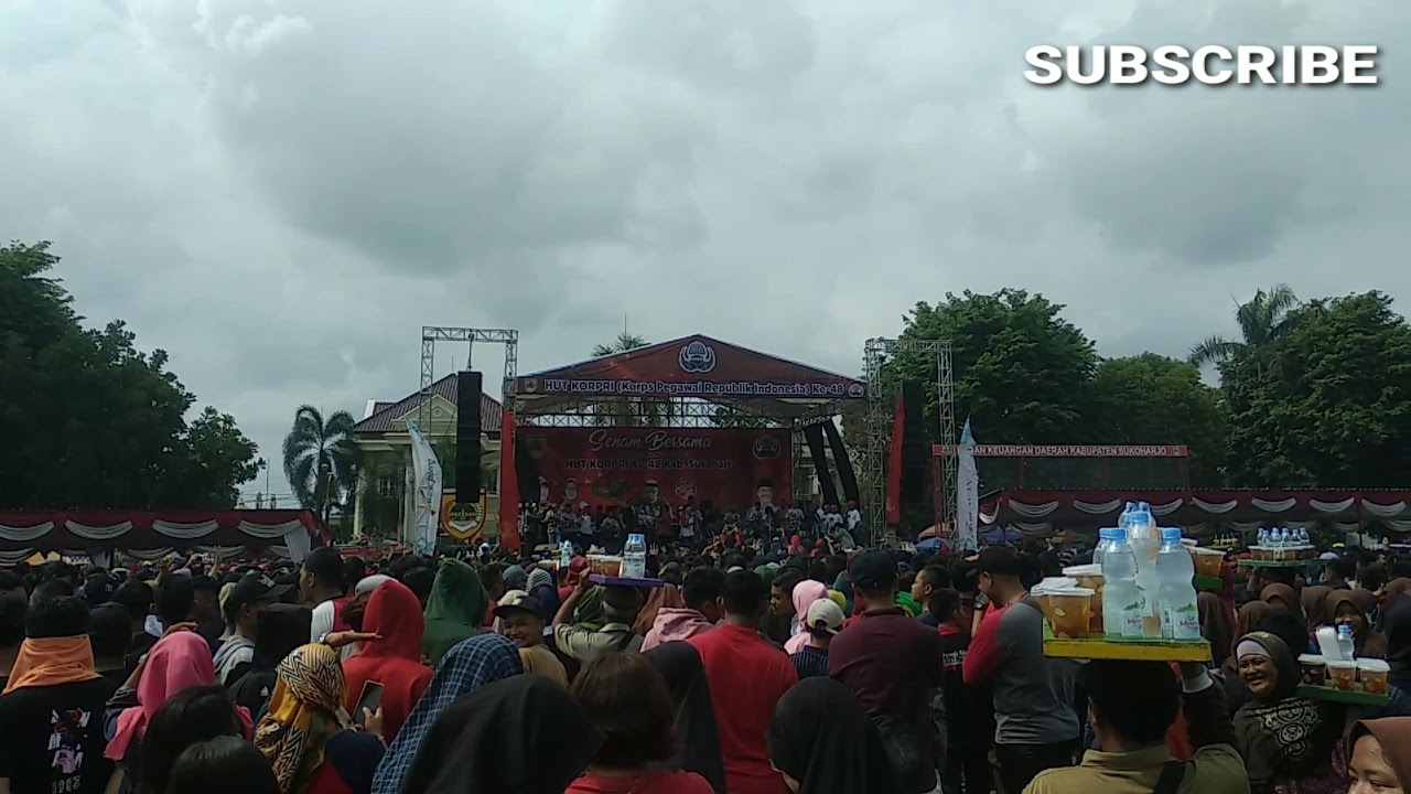 Jargon Abah Lala 86 Production - YouTube