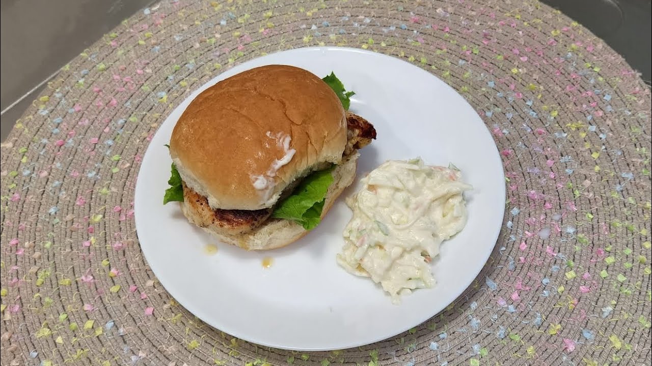 Quick Chicken Steak Burger Homemade - YouTube