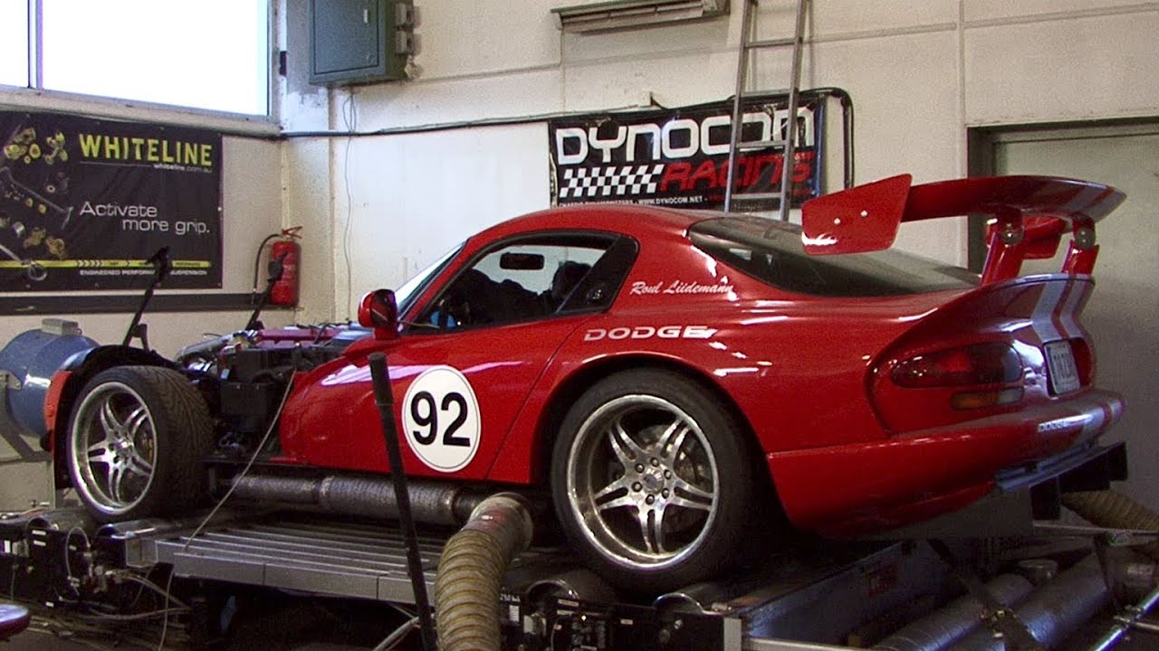 VKM-i Garaaž - 1200 HP Viper twinturbo dünopäev - YouTube
