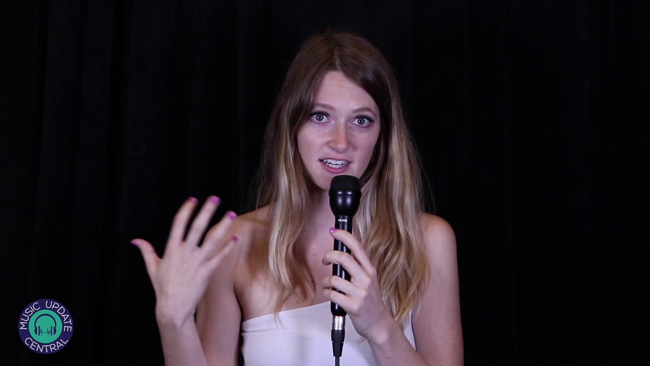 CMA Fest 2019: Anna Vaus - YouTube