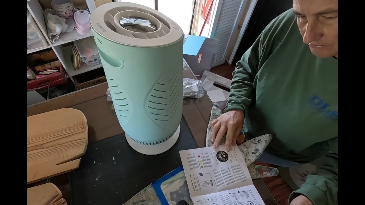 CRAFT ROOM MUST-HAVE TOOL! Resiners air purifier circulates and filters ...