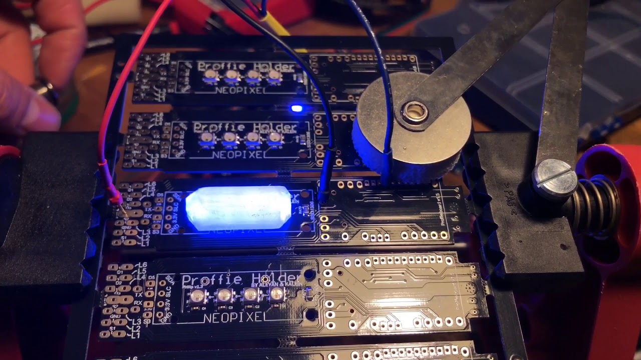 Proffie Holder Neopixel v1.3 onboard crystal testing (short) - YouTube