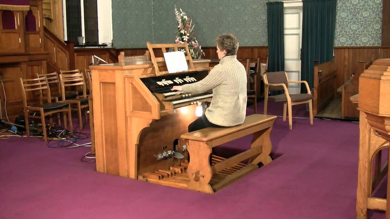 Alison playing Strand Presbyterian Church organ- Hymns - YouTube