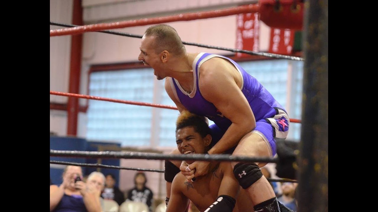 John E. Bravo vs Malcolm Monroe III 9-16-15 XICW - YouTube