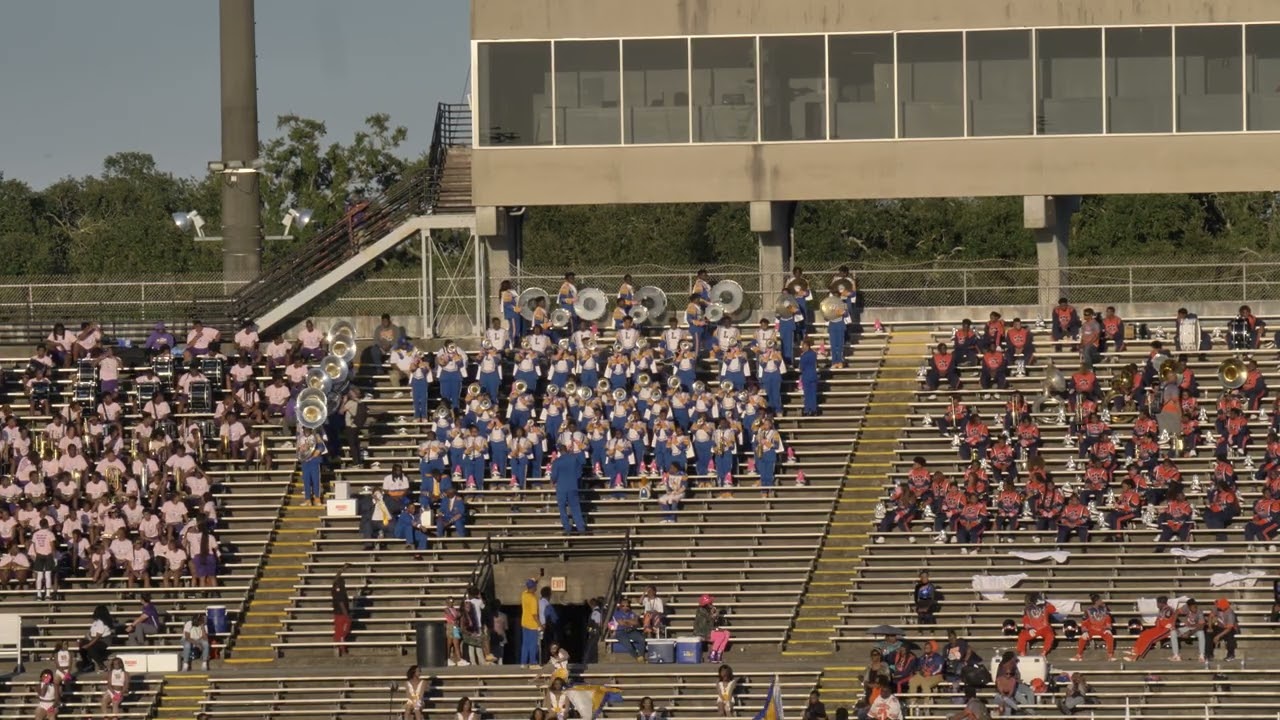 L.B. Landry {??} @High School Botb 2022 - YouTube