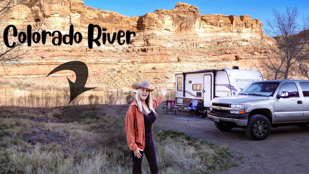 COLORADO RIVERFRONT PROPERTY?! Winter Camping in MOAB UTAH | Living in ...