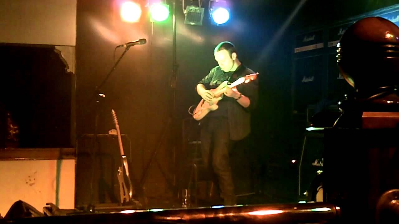 Mitch Laddie Band - Mr Johnson @The Office - South Shields 28/07/2012 ...