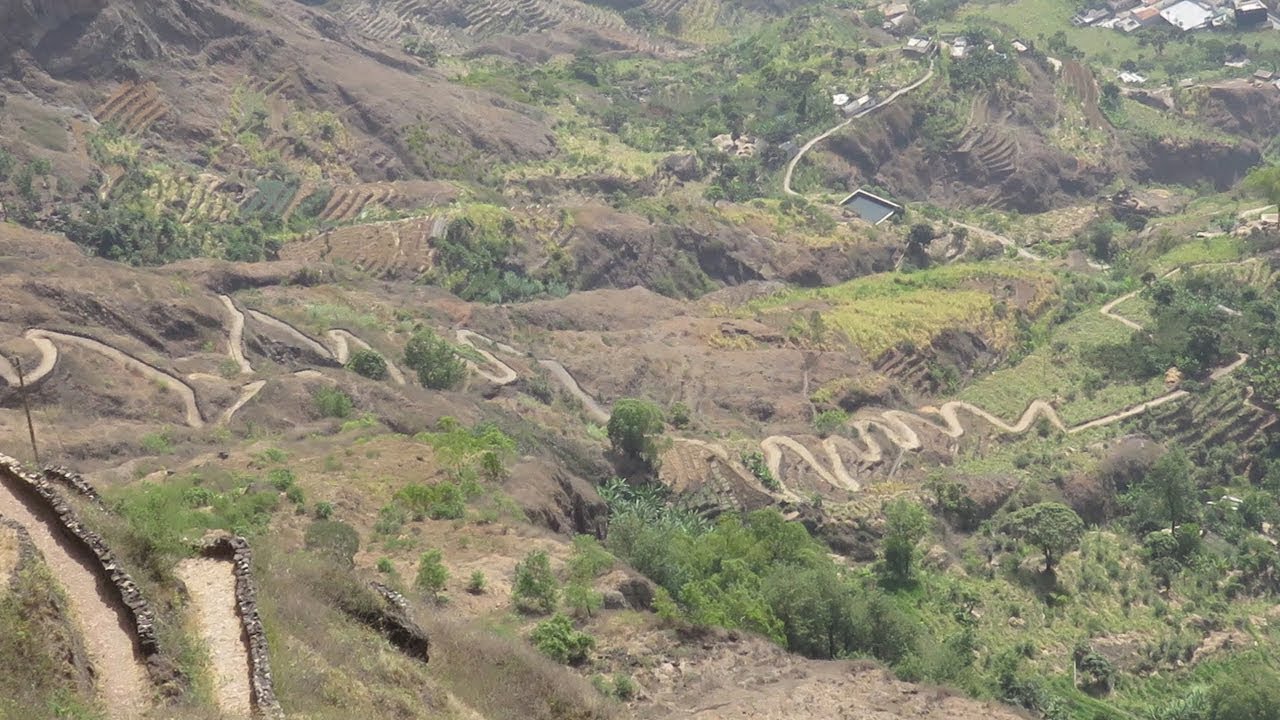 Cabo Verde recebe prêmio de paisagens culturais da Unesco - YouTube